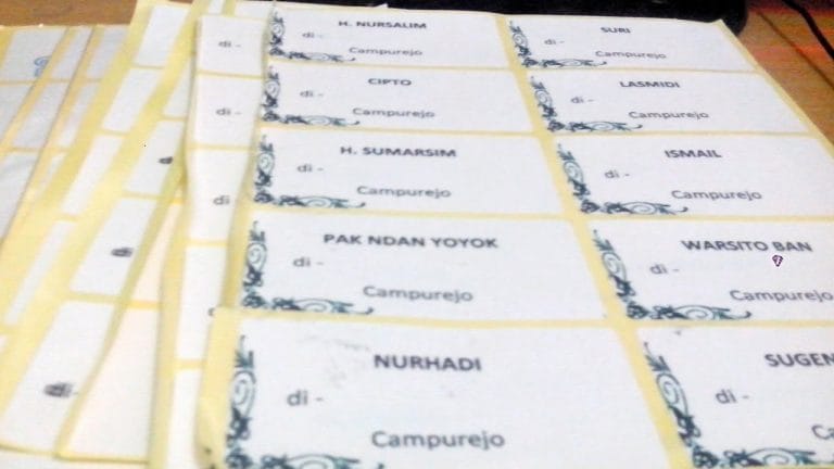 √ Bagi yang Mau Nikah, Harus Paham Mengenai Ukuran Label Undangan!